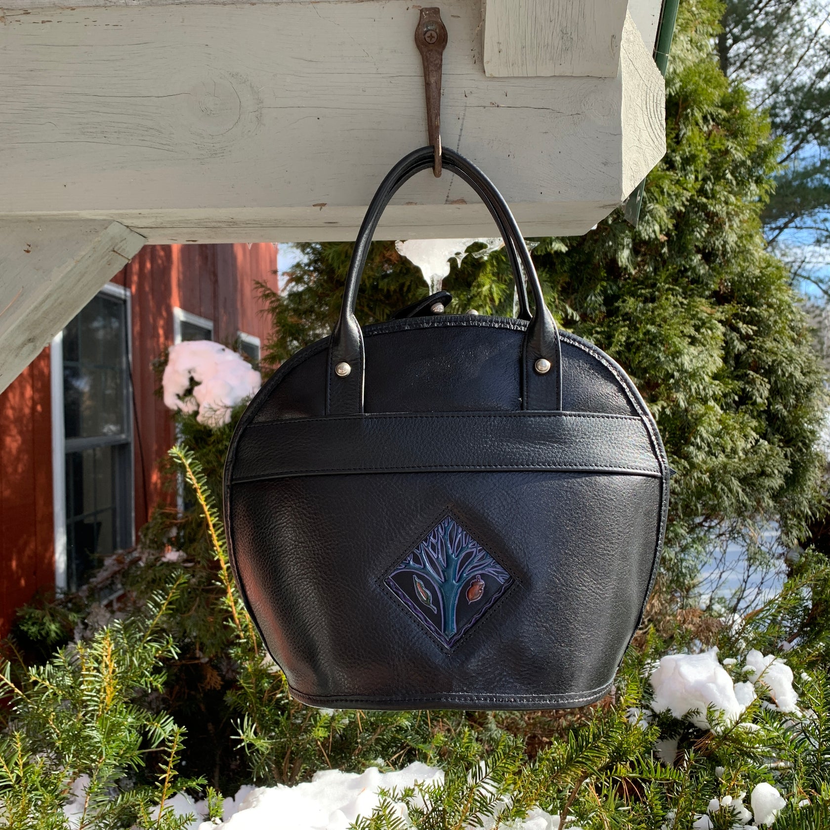 High-Quality Handmade Leather Bags & Backpacks by Turtle Ridge Gallery